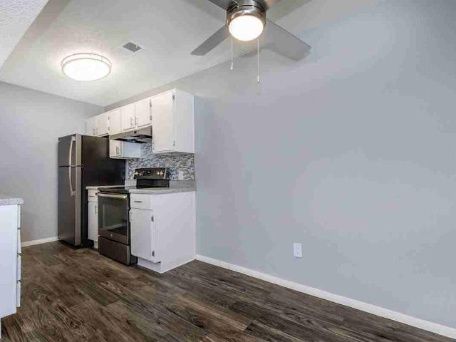 2 Bedroom Apartment for Rent at 5525 S Mission Rd, Tucson, AZ 85746 Midvale Park