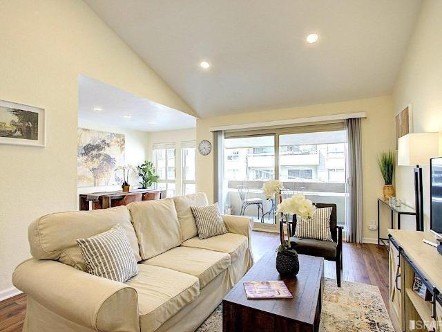 2 Bedroom Apartment for Rent at 55 Fairmount Ave #313, Oakland, CA 94611 Oakland Ave Harrison St