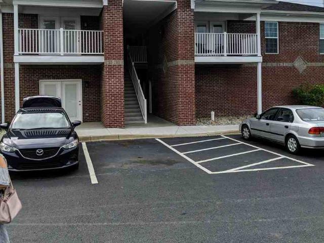 2 Bedroom Apartment for Rent at 5601 Chariot Run Drive, Louisville, KY 40272 Valley Station