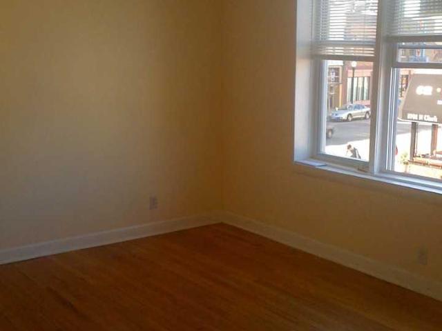 2 Bedroom Apartment for Rent at 5671 N Clark St #2R, Chicago, IL 60660 Edgewater