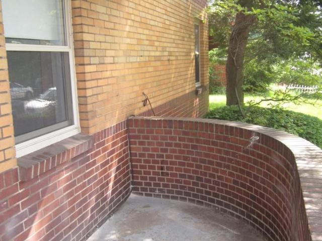 2 Bedroom Apartment for Rent at 5710 Phillips Avenue #A9, Pittsburgh, PA 15217 Squirrel Hill South