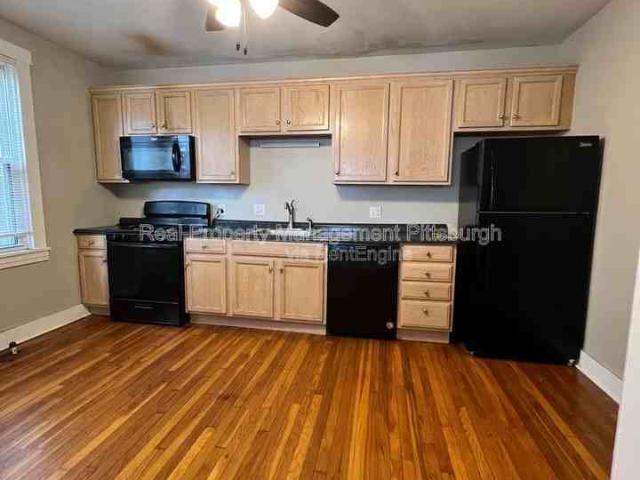 2 Bedroom Apartment for Rent at 5735 Phillips Ave #1, Pittsburgh, PA 15217 Squirrel Hill South