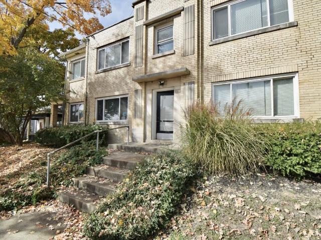 2 Bedroom Apartment for Rent at 5739 Montgomery Rd #3, Cincinnati, OH 45212 Pleasant Ridge