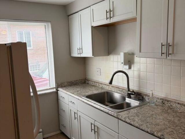 2 Bedroom Apartment for Rent at 5855 Shadymist Ln #1, Cincinnati, OH 45239 Mount Airy