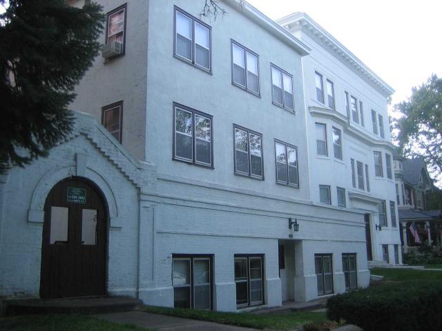 2 Bedroom Apartment for Rent at 586 Holly Avenue, St. Paul, MN 55102 Summit University