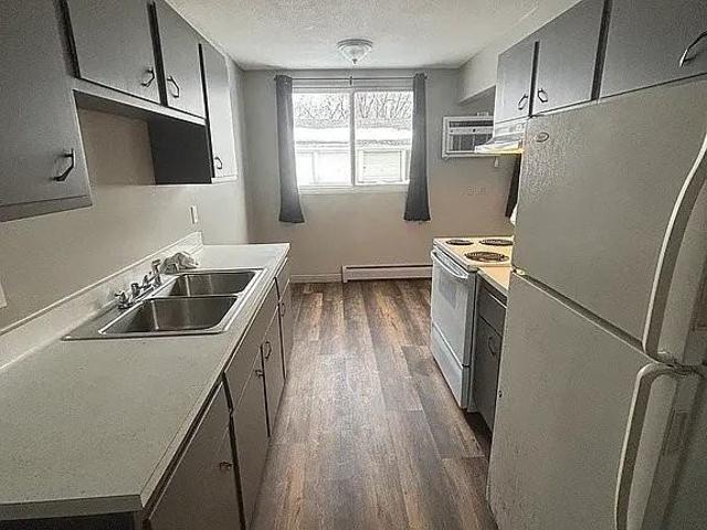 2 Bedroom Apartment for Rent at 5910 W Broadway Ave #10, Crystal, MN 55428 Lions Park