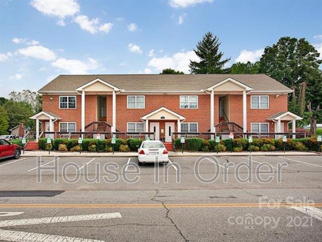 2 Bedroom Apartment for Rent at 59 Mulberry St #202, Clyde, NC 28721