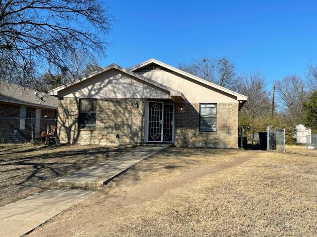 2 Bedroom Apartment for Rent at 5021 5021 23 Vinson St, Fort Worth, TX 76103 East Meadowbrook