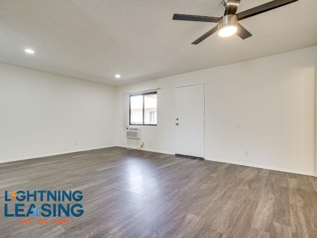 2 Bedroom Apartment for Rent at 5121 Klump Ave #206D, Los Angeles, CA 91601 Mid Town North Hollywood