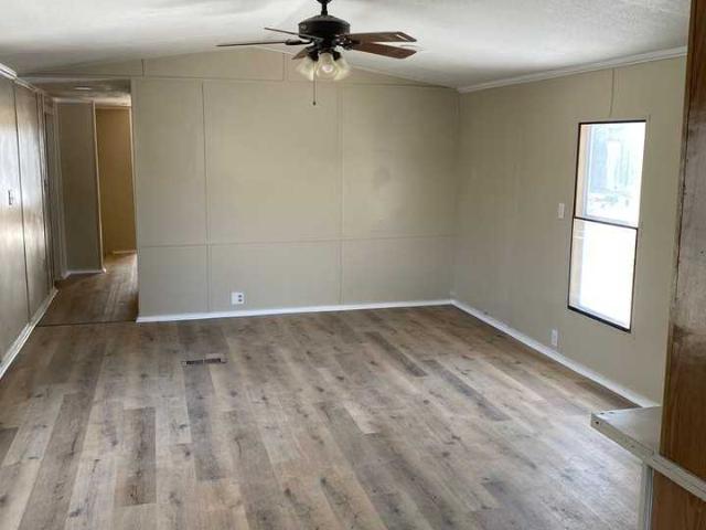 2 Bedroom Apartment for Rent at 5125 N Center Rd, Flint, MI 48506
