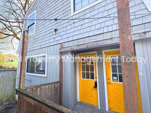 2 Bedroom Apartment for Rent at 514 N K St, Tacoma, WA 98403 North End