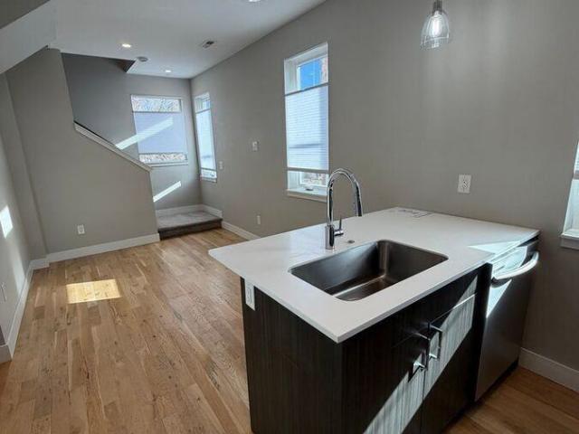 2 Bedroom Apartment for Rent at 5151 W 10th Ave #5151, Denver, CO 80204 Vicca Park