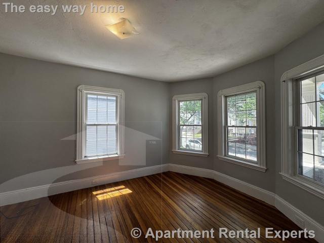 2 Bedroom Apartment for Rent at 51 Glendale St #1, Everett, MA 02149 Glendale