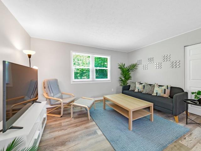 2 Bedroom Apartment for Rent at 522 Eastmoor Blvd #A, Columbus, OH 43209 Eastmoor