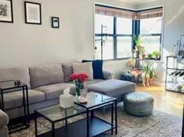 2 Bedroom Apartment for Rent at 525 W Aldine Ave #B, Chicago, IL 60657 Lakeview