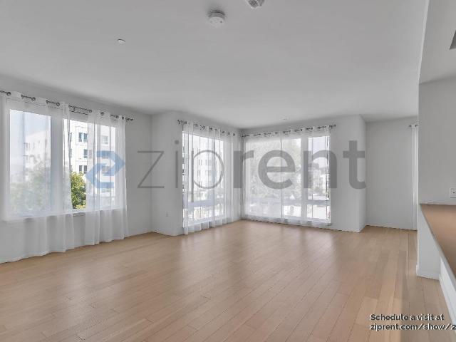 2 Bedroom Apartment for Rent at 52 Innes Ct #304, San Francisco, CA 94124 Bayview