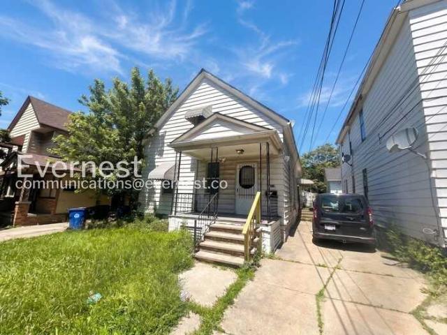 2 Bedroom Apartment for Rent at 6401 Gertrude Ave #F, Cleveland, OH 44105 South Broadway