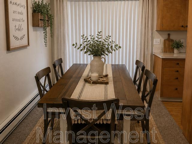 2 Bedroom Apartment for Rent at 6409 Kansas St #F, Vancouver, WA 98661 Northcrest