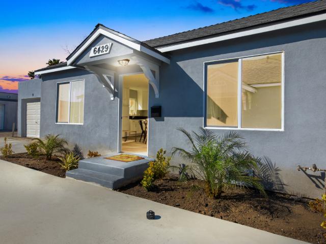 2 Bedroom Apartment for Rent at 6429 1/2 S Victoria Ave, Los Angeles, CA 90043 Park Mesa Heights