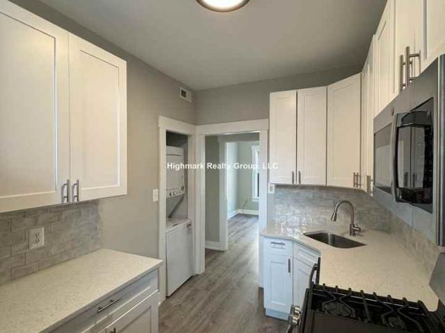 2 Bedroom Apartment for Rent at 6521 N Newgard Ave #1G, Chicago, IL 60626 Rogers Park