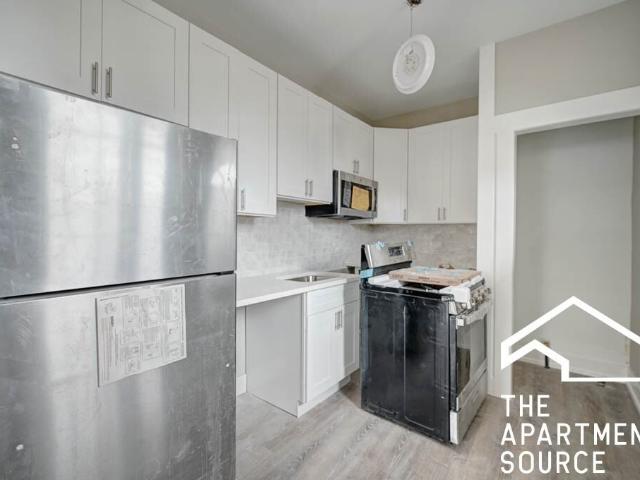 2 Bedroom Apartment for Rent at 6521 N Newgard Ave #3E, Chicago, IL 60626 Rogers Park