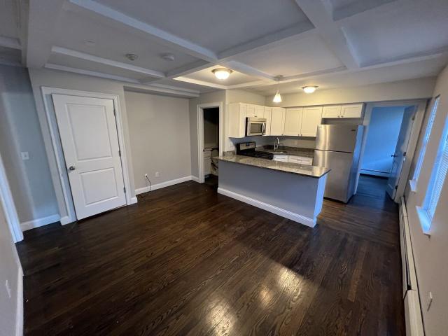 2 Bedroom Apartment for Rent at 66 Safford St #4, Quincy, MA 02170 Montclair