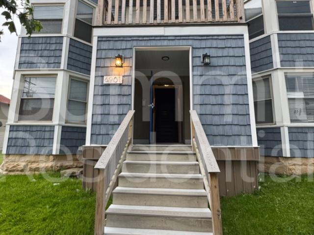 2 Bedroom Apartment for Rent at 6901 Madison Ave #C, Cleveland, OH 44102 Detroit Shoreway