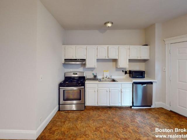 2 Bedroom Apartment for Rent at 692 Columbia Rd #1, Boston, MA 02125 Uphams Corner Jones Hill