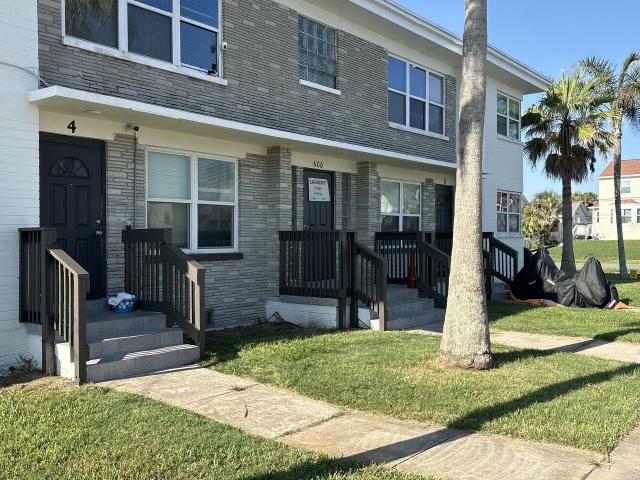 2 Bedroom Apartment for Rent at 600 Riverview Boulevard #4, Daytona Beach, FL 32118 East Daytona