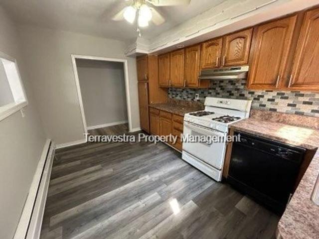 2 Bedroom Apartment for Rent at 6020 Highland Ave, Pennsauken, NJ 08110
