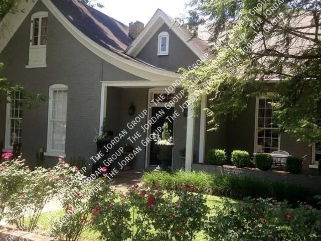 2 Bedroom Apartment for Rent at 608 Greenwood Ave #3, Clarksville, TN 37040 Madison Street