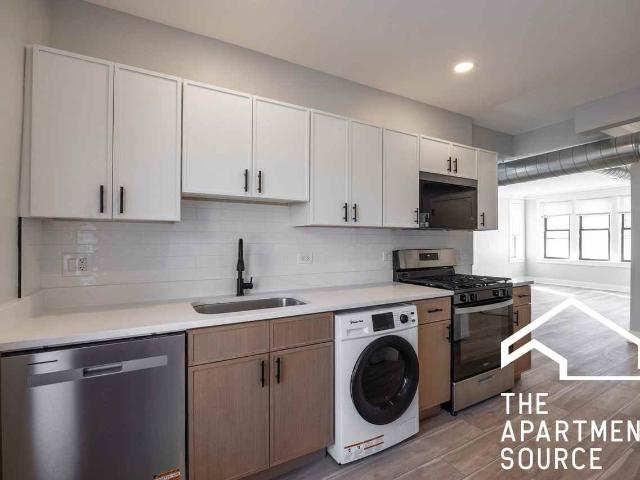 2 Bedroom Apartment for Rent at 6148 N Francisco Ave #2C, Chicago, IL 60659 West Ridge