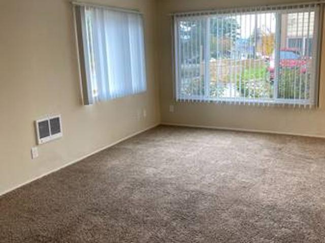 2 Bedroom Apartment for Rent at 6287 Ne Glisan St, Portland, OR 97213 North Tabor