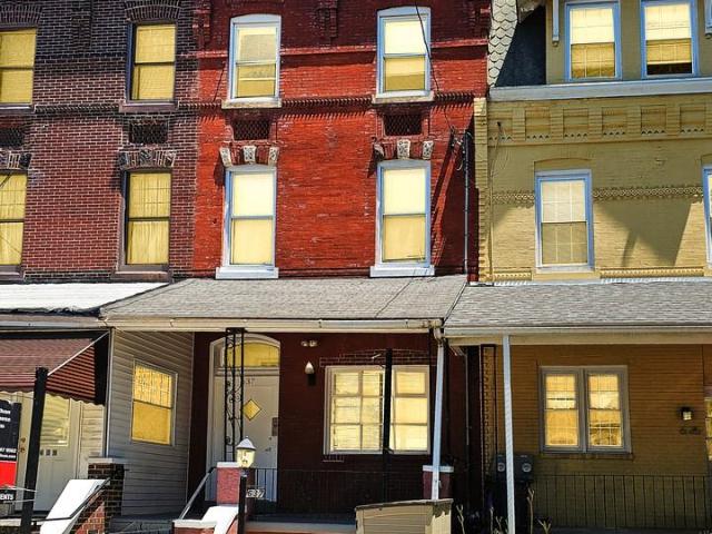 2 Bedroom Apartment for Rent at 637 North 32nd Street #2, Philadelphia, PA 19104 Mantua