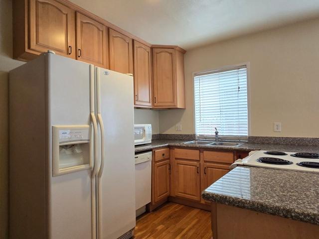 2 Bedroom Apartment for Rent at 740 S 10th St, San Jose, CA 95112 Downtown San Jose