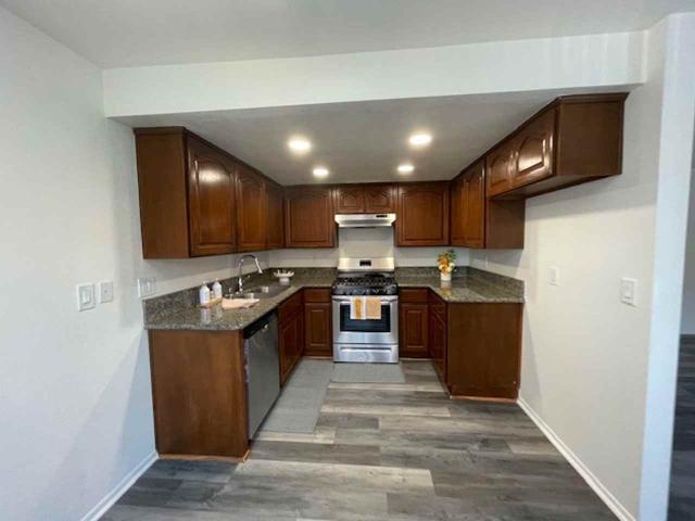 2 Bedroom Apartment for Rent at 7714 Newlin Ave #15, Whittier, CA 90602