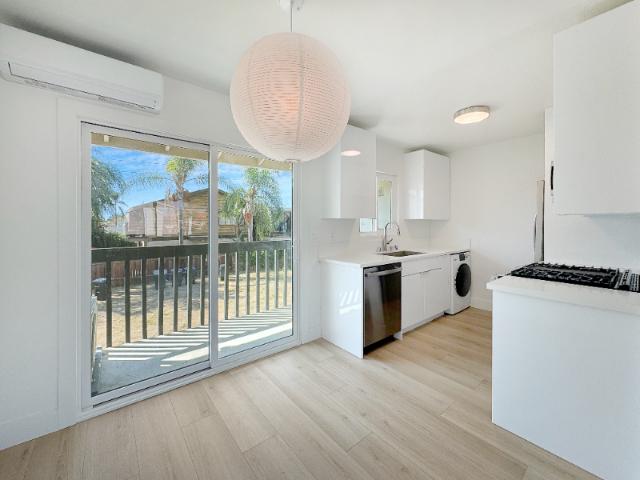 2 Bedroom Apartment for Rent at 776 W Wilson St #C, Costa Mesa, CA 92627 Westside Costa Mesa
