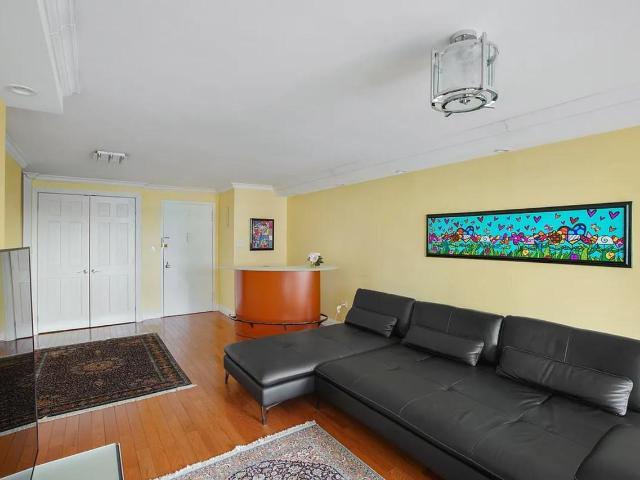2 Bedroom Apartment for Rent at 77 Fulton St #07A, New York, NY 10038 Financial District