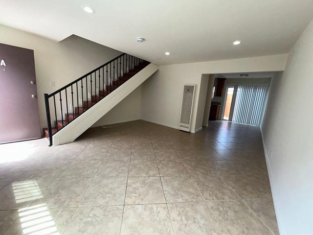 2 Bedroom Apartment for Rent at 7822 Newman Ave #A, Huntington Beach, CA 92647 Oak View
