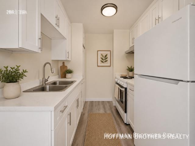 2 Bedroom Apartment for Rent at 7919 S Hoover St #9, Los Angeles, CA 90044