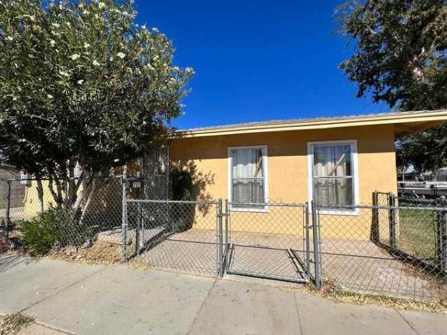 2 Bedroom Apartment for Rent at 707 W Newgrove St #1, Lancaster, CA 93534 South Downtown Lancaster
