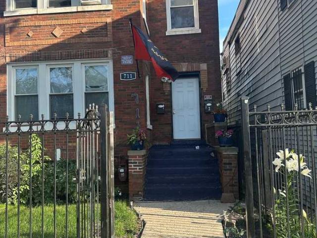 2 Bedroom Apartment for Rent at 711 E 92nd Pl #1, Chicago, IL 60619 Chatham