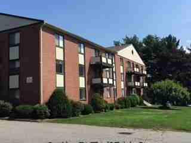2 Bedroom Apartment for Rent at 71 Montvale Ave #12, Stoneham, MA 02180