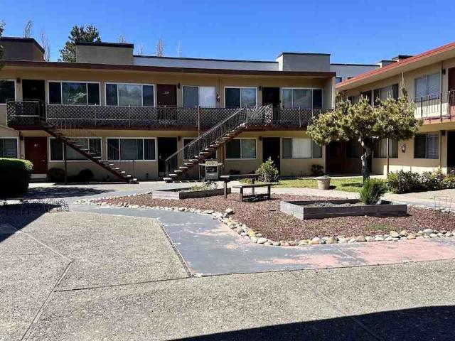 2 Bedroom Apartment for Rent at 723 Berry Ave #232, Hayward, CA 94544 Mission Foothill