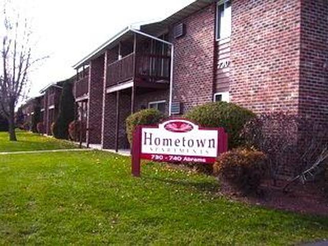 2 Bedroom Apartment for Rent at 730 Abrams St, Green Bay, WI 54302 Starlite