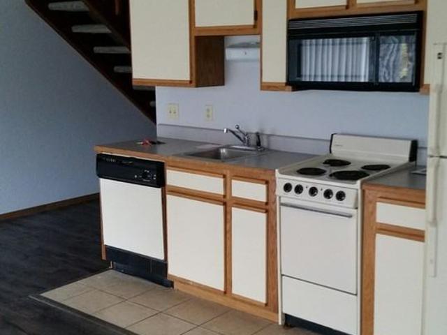 2 Bedroom Apartment for Rent at 7 Hunters Cv #6, Branson, MO 65616