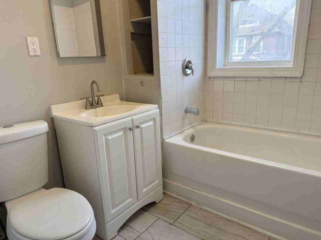 2 Bedroom Apartment for Rent at 8401 S Muskegon Ave #2R, Chicago, IL 60617 South Chicago