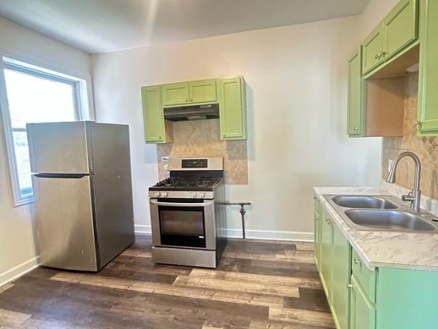 2 Bedroom Apartment for Rent at 841 W 61st St #841 3, Chicago, IL 60621 Englewood