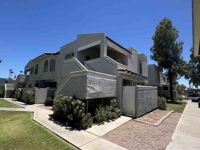 2 Bedroom Apartment for Rent at 850 S River Dr, Tempe, AZ 85281