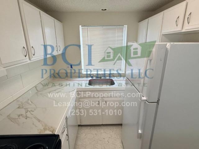 2 Bedroom Apartment for Rent at 8624 Pacific Ave, Tacoma, WA 98444 South End
